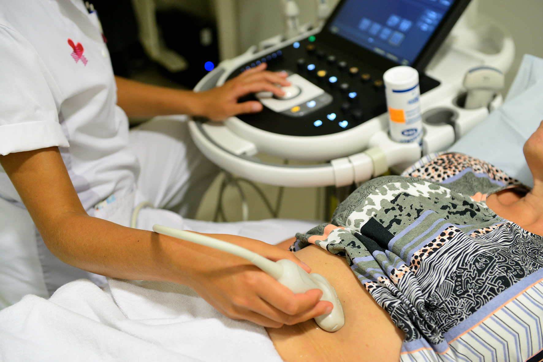 Echo-onderzoek van de buik (echografie abdomen) | Jeroen Bosch Ziekenhuis
