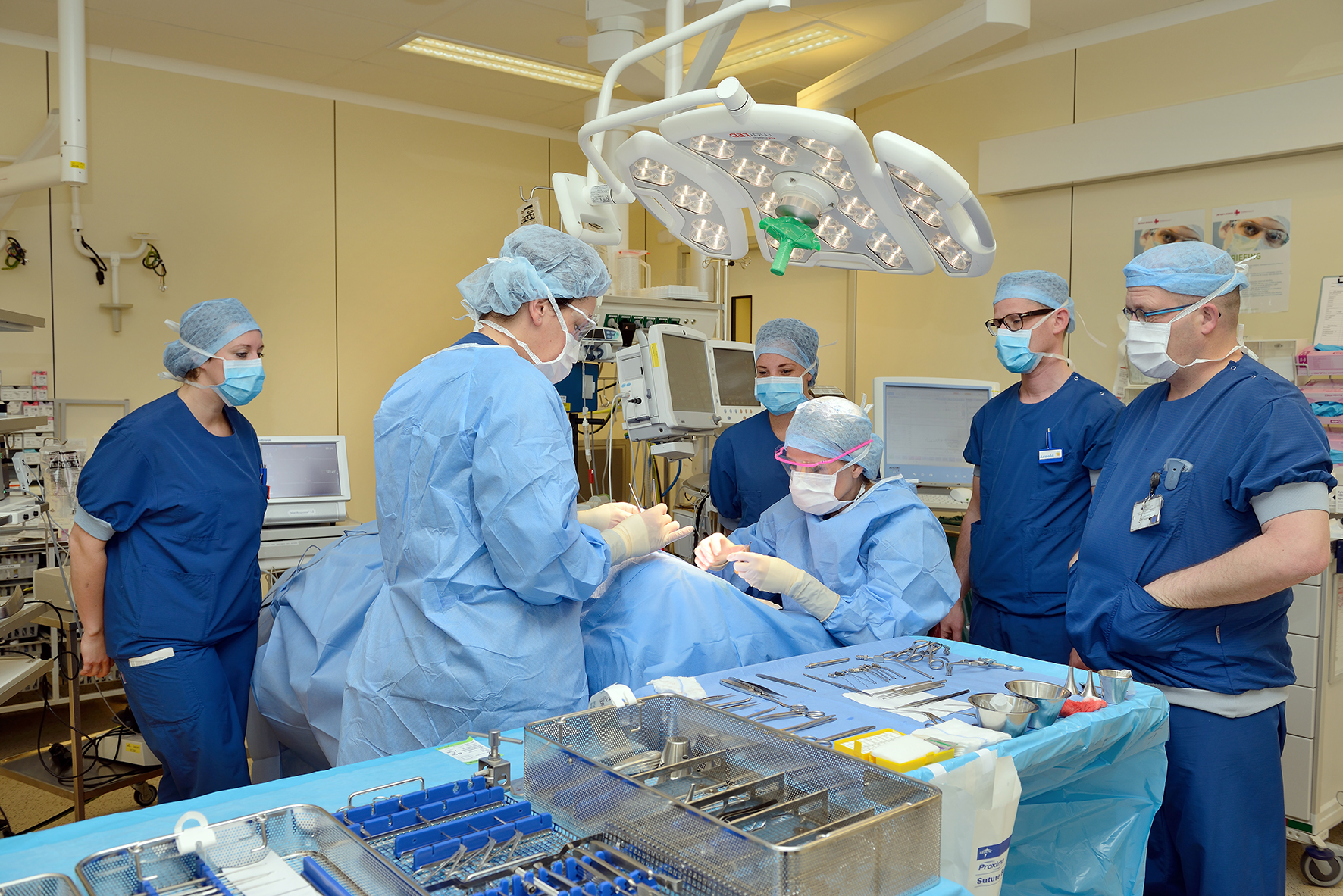 Bypass operatie bij vernauwing van de beenslagaders | Jeroen Bosch ...